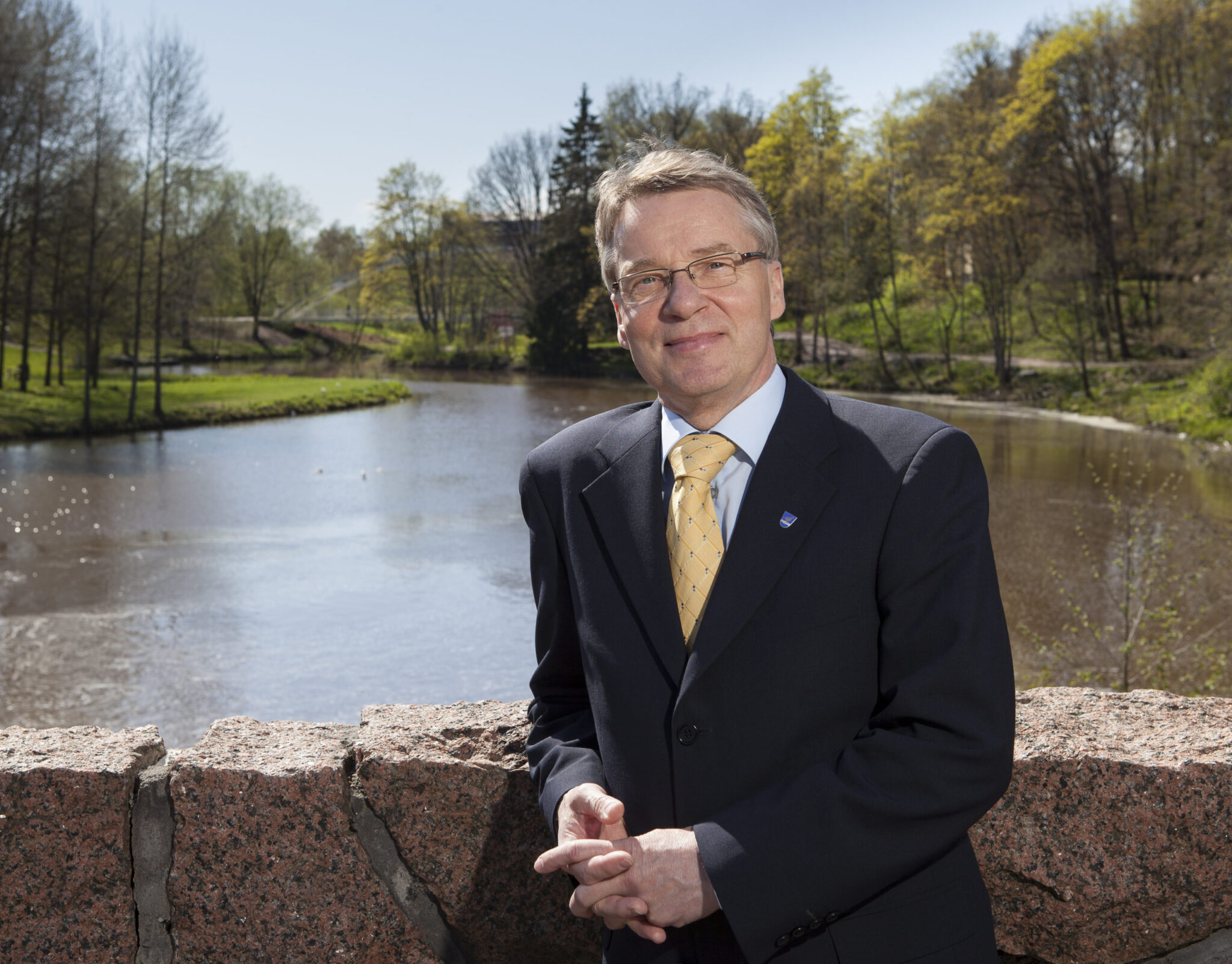 Kari Nenonen Vuosikymmenen kuntajohtajaksi – kunniamaininta Kuhmon ...